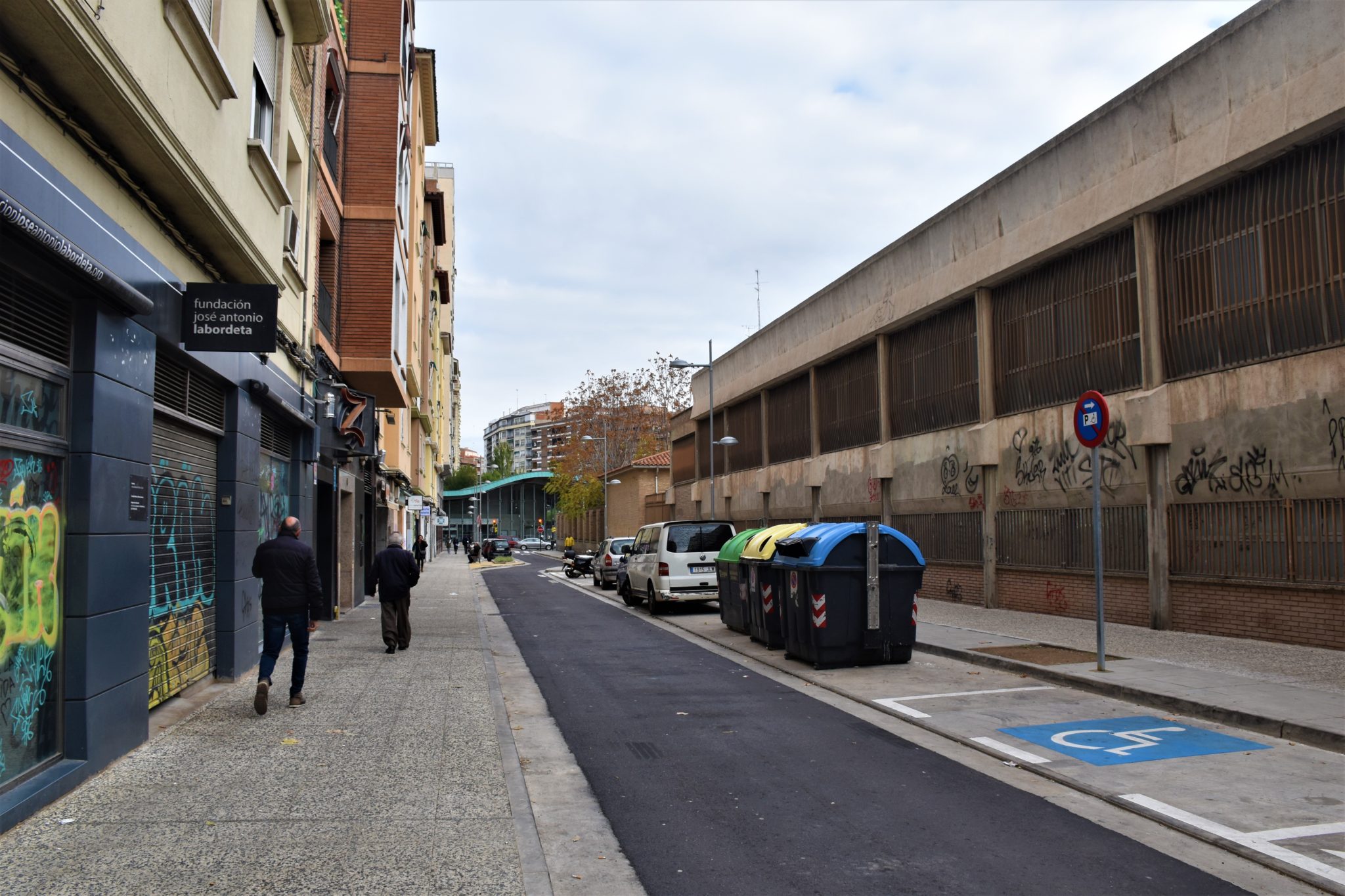 La calle Félix Latassa estrena nueva imagen - Copha